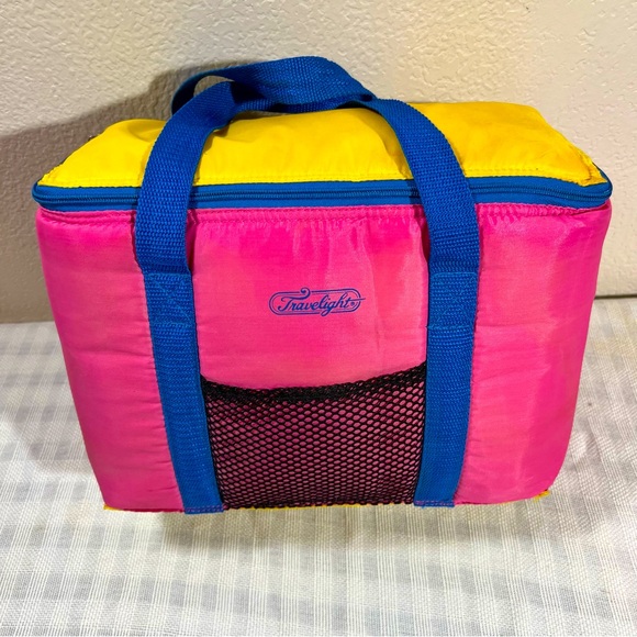 Travelight | Other | 8s Vintage Travelight Cooler Lunchbox Pink Blue ...